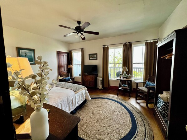Old Bakery Inn - Block Island, RI