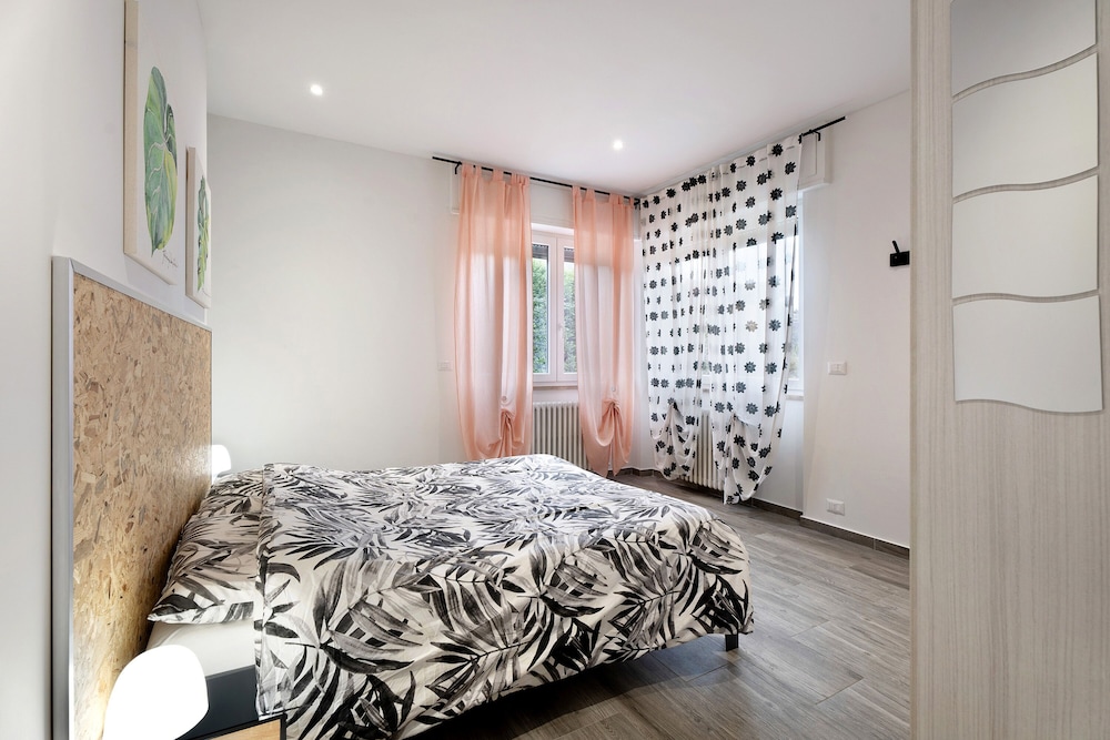 Ferienwohnung 'Peperoncino' Mit Balkon, Wlan Und Klimaanlage - Arona