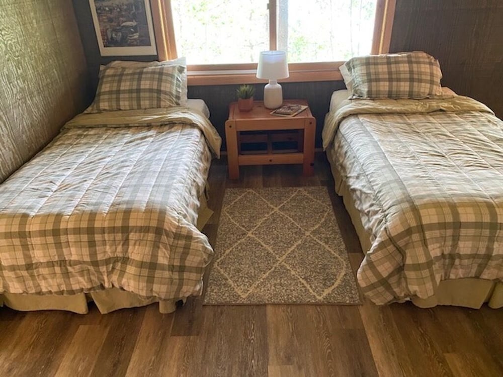 New!! Family Friendly, Dog Welcoming Cabin With Dock & Slip In Nisswa - Nisswa, MN