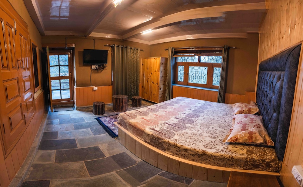 Discover Your Alpine Retreat In The Heart Of The Mountains - Manali
