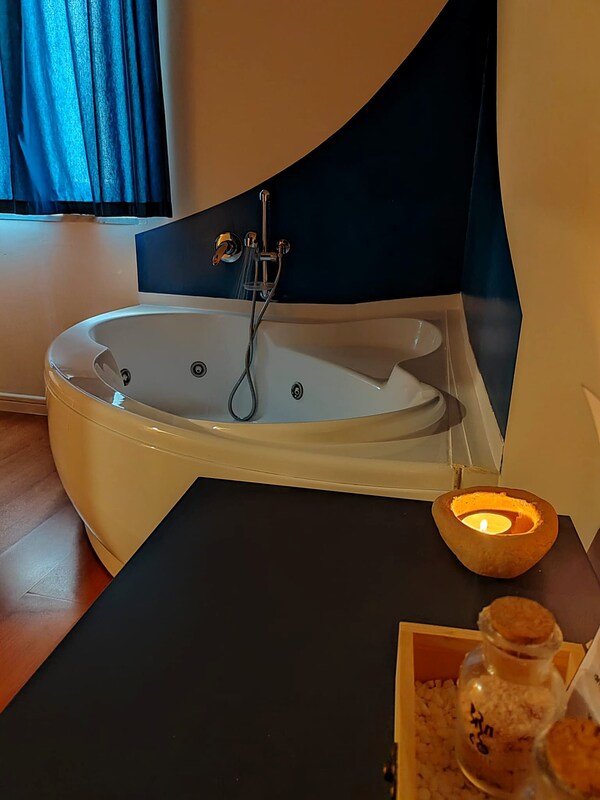 Bracco Rooms And Suites - Matera