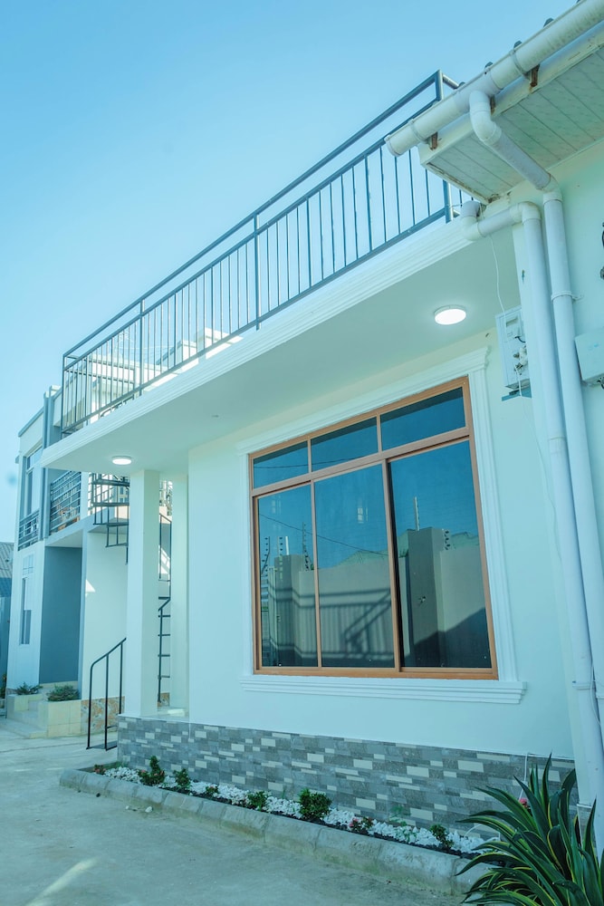 Morris Multi - Dar es Salam