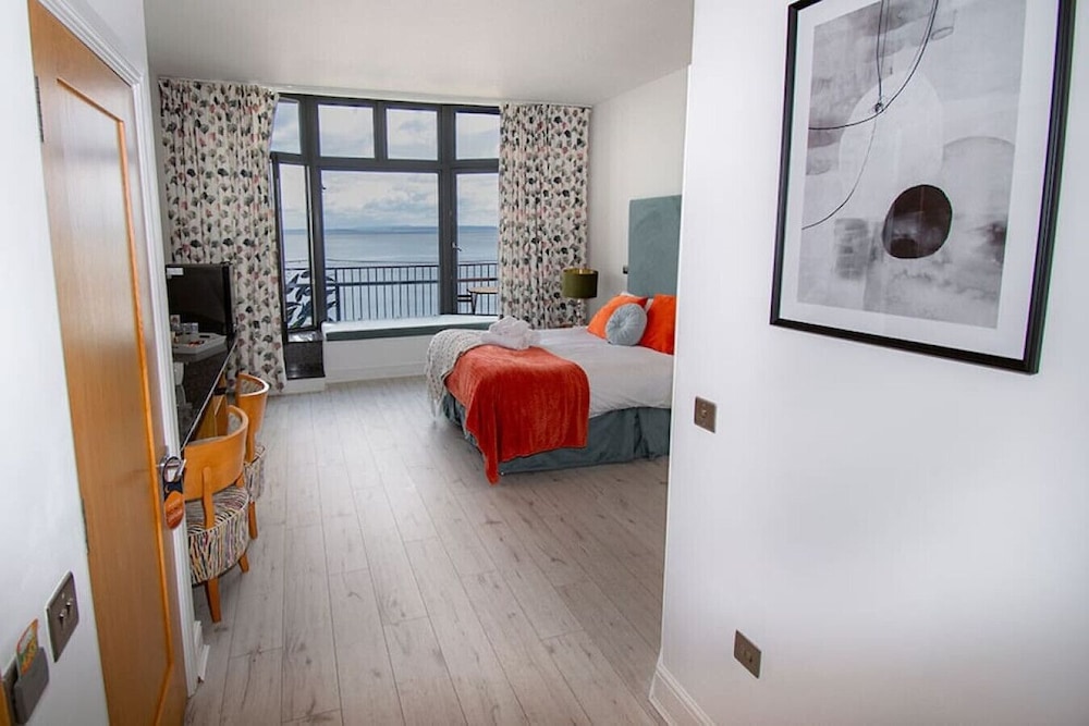 Seaview Enchanting Double Room - Cardiff