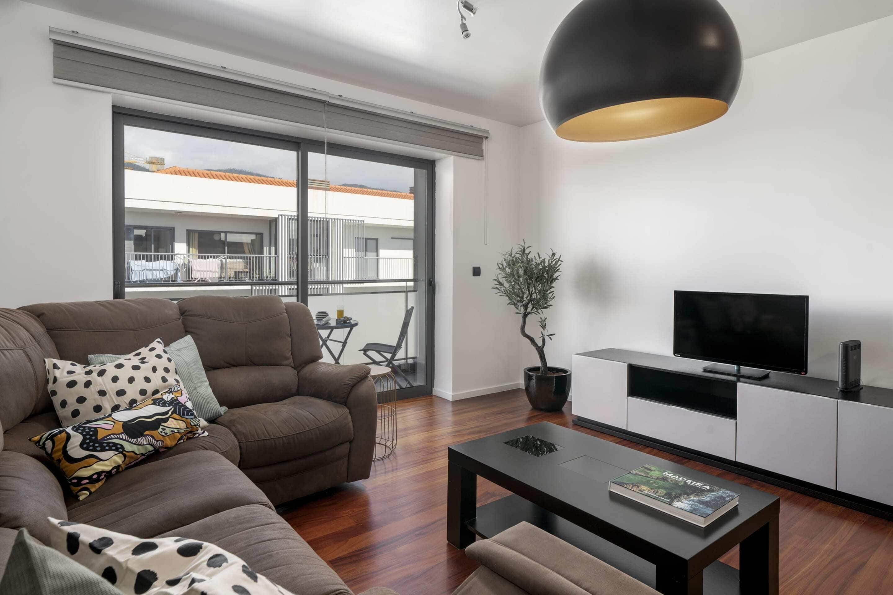 Apartamento Básico | Sala de estar | Televisor 