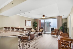 Condo, 1 cama King e sofá-cama (Shores of Panama 2112) | Vista da propriedade