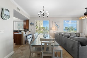 Apartamento em Condomínio Fechado, várias camas (Indigo West 301) | Interior