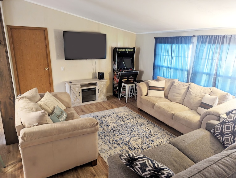 Leisure At The Lake - Indian Lake State Park, Lakeview