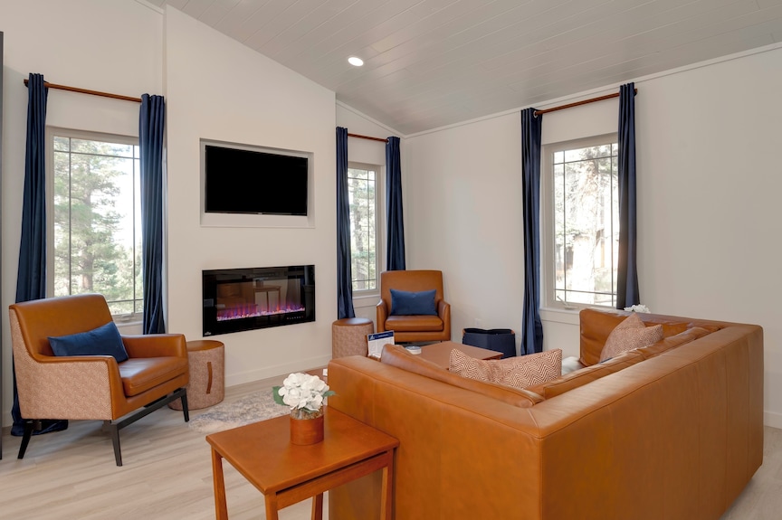 Cabin In The Woods, Cold A/c, King Bed, Fire Pit - New Mexico