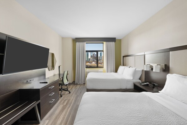 Holiday Inn Express Long Island City E New York By Ihg - New York City