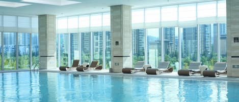 Piscina interior