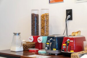 Pequeno-almoço self-service diário incluído 