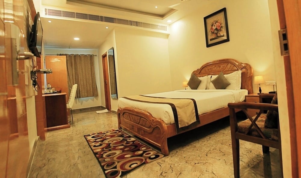 Hotel Vaibhav Inn - Lucknow