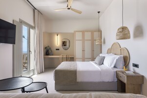 Suite Romântica, 1 quarto, banheira de hidromassagem grande, vista para o oceano | Guarda-roupa