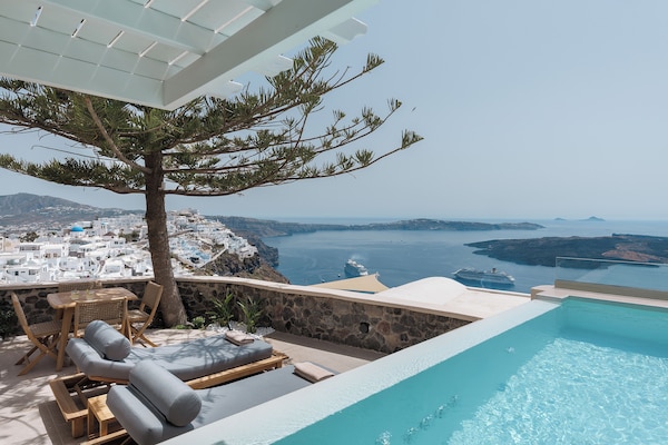 Morfes Luxury Suites By Caldera Houses - Santorini