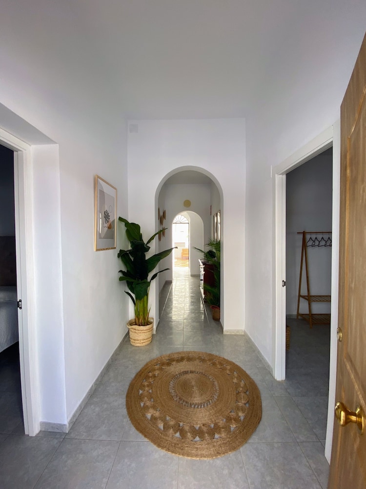 Hostal Avenida By Bossh! Hotels - Chipiona
