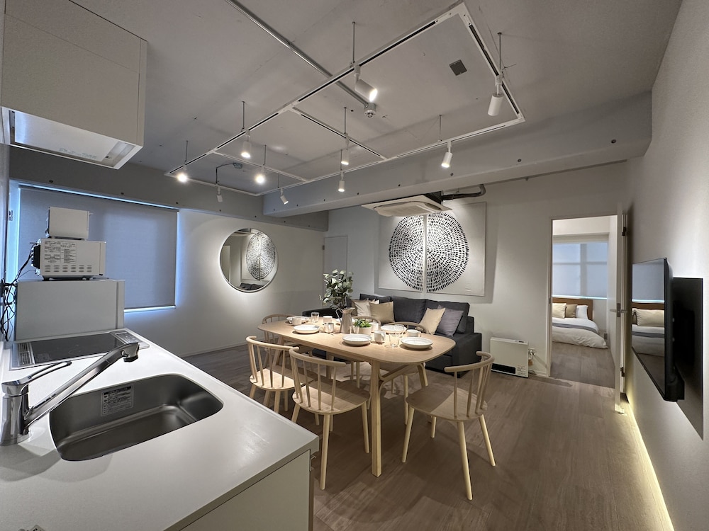 艺术大楼 - 日本