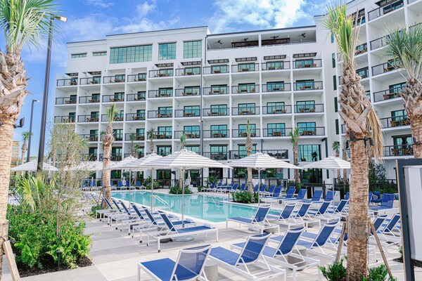 The Perry Hotel Naples - Fort Myers Beach, FL