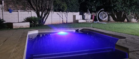4 piscinas externas