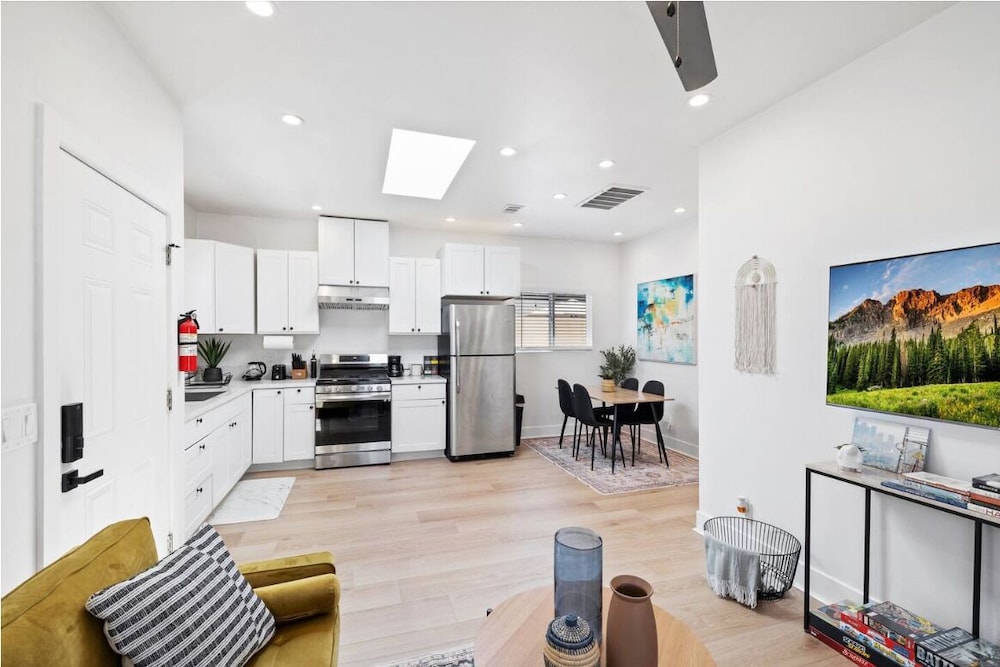 Cozy Prvate Adu Close To Disney Beach Ev - Anaheim, CA