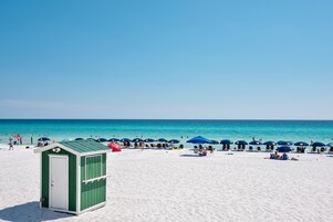 Condo, 1 cama Queen e sofá-cama (Grand Sandestin 2226) | Praia