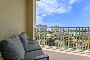 Apartamento em Condomínio Fechado, várias camas (Ariel Dunes II 704) | Terrenos do alojamento