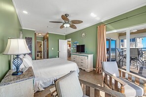 Apartamento em Condomínio Fechado, várias camas (Riviera Dunes 501) | 4 quartos, ferro/tábua de engomar, Wi-fi 
