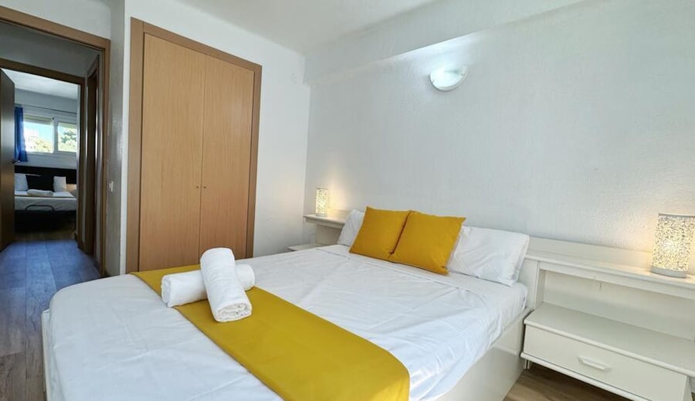 Apartamento Familiar Con Wi-fi, A/c Y Piscina A 600m De Playa Del Llevant - Salou