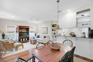 Casa, várias camas (Magnolia Cottage) | Interior