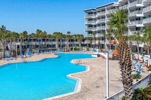 Apartamento em Condomínio Fechado (Destin West Bayside Sandpiper #305- L) | Piscina | Piscina exterior, uma piscina aquecida