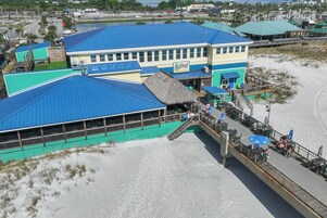 Apartamento em Condomínio Fechado, várias camas (El Matador- Beachside Haven 210) | Exterior