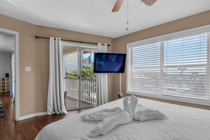 Apartamento em Condomínio Fechado, várias camas (St. Martin Beachwalk Villas 323) | 3 quartos, Wi-fi 