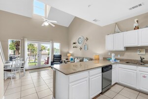 Apartamento em Condomínio Fechado, várias camas (Caribbean Dunes 225) | Interior