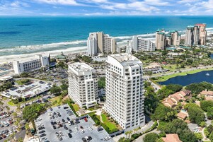 Apartamento em Condomínio Fechado, 2 camas de casal (Luau I 7101) | Exterior