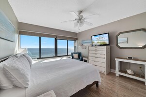 Condo, várias camas (The Breakers 61) | 2 quartos, ferros/tábuas de passar roupa, Wi-Fi