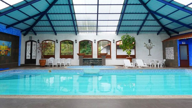 Piscina interior