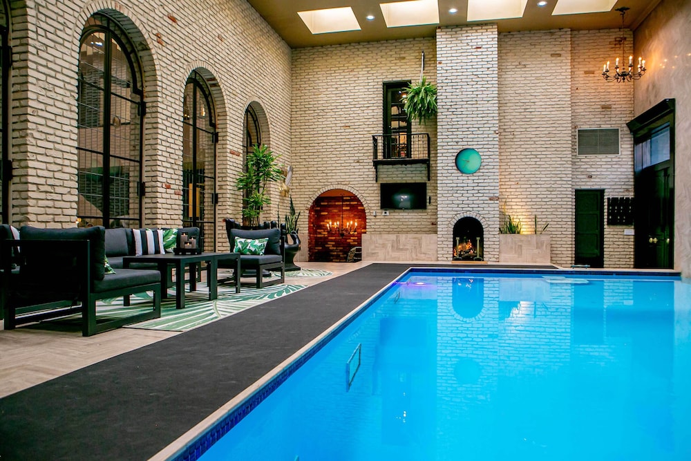 Heated Pool: Tropical Townhome In Wheat Ridge - Englewood, CO