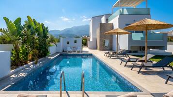 Villa, 4 quartos, fumadores, piscina privativa | Piscina | Piscina exterior