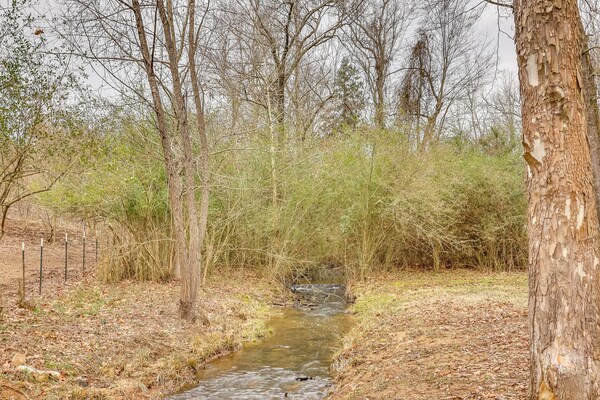 Vilonia Country Cabin W/ Grill, Fire Pit + More! - Arkansas