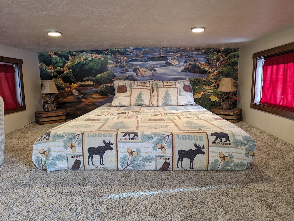 Heigh Ho Tiny Home 30 Minutes From Yellowstone - Island Park, ID