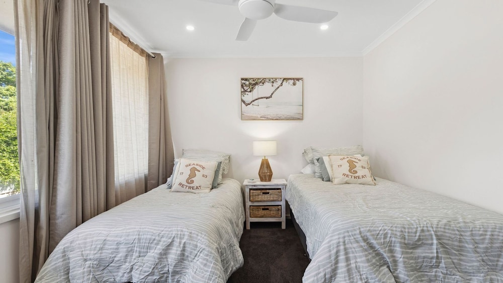 Lovely Renovated Townhouse In Batehaven - Long Beach