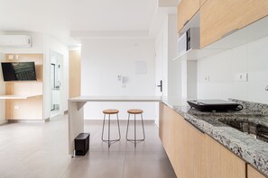 Estúdio Básico M2 | Cozinha privada | Cafeteira/chaleira