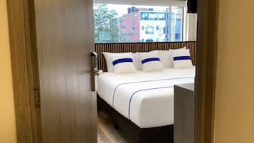 Roupas de cama premium, edredons de pluma, camas com colchões pillow-top
