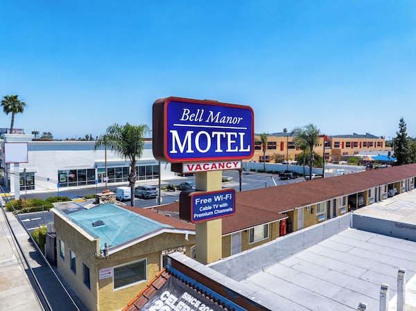 Bell Manor Motel - Bellflower, CA