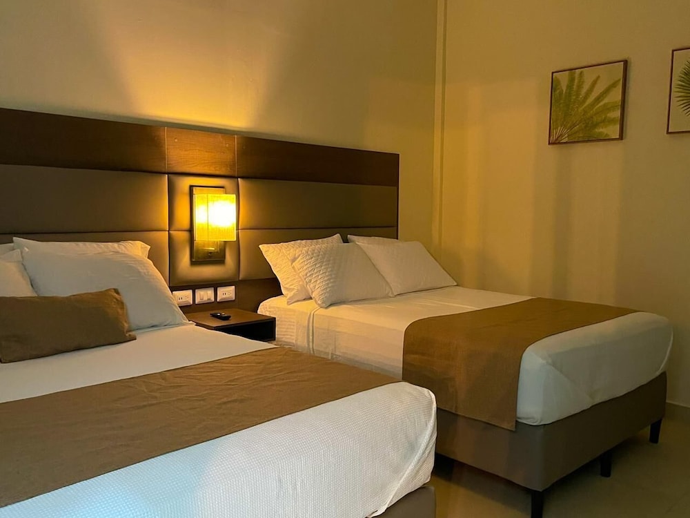 Posada Itza - Flores