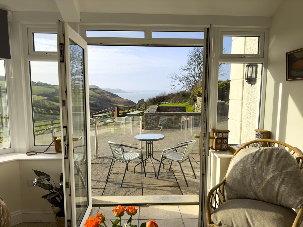 Crogal Farmhouse - New Quay