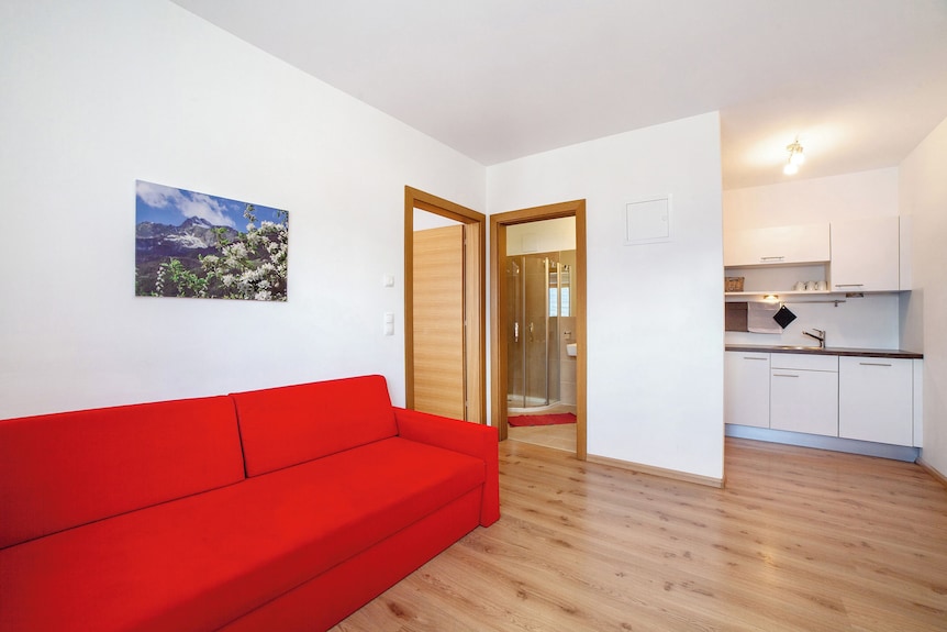 Boerderij 'Fröhlichhof Pergola' Met Uitzicht Op De Bergen, Gemeenschappelijk Zwembad En Wi-fi - Lana