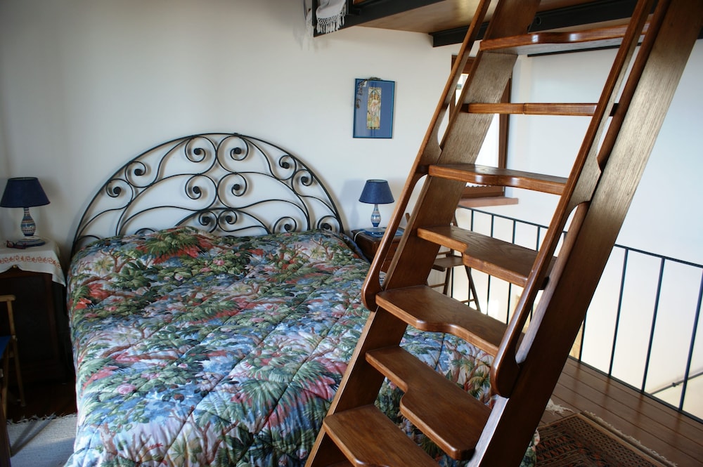 Panoramic Country House With Sea View In Cilento - Campania