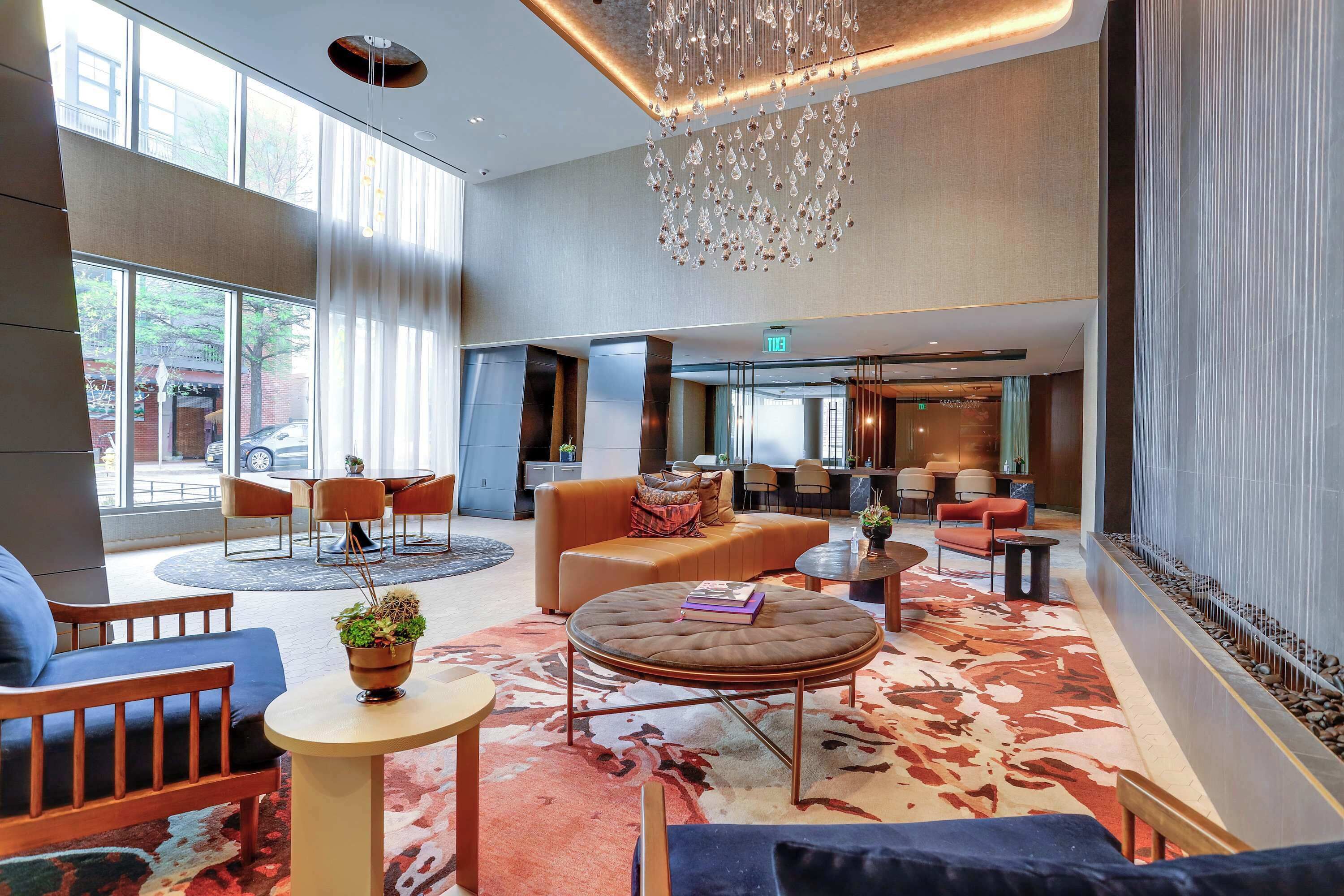 Prime Location Apt W Gym - Washington, D.C.