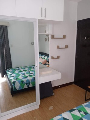 Apartamento Familiar | 1 quarto, secretária, ferro/tábua de engomar, Wi-fi grátis