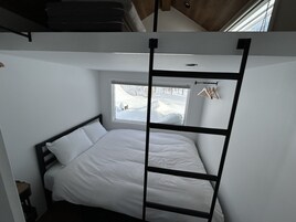 Cabana de Madeira Design | 1 quarto, Wi-fi grátis, roupa de cama fornecida 